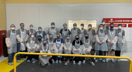 Lewis Rice Volunteers for Harvesters - the Community Food Network